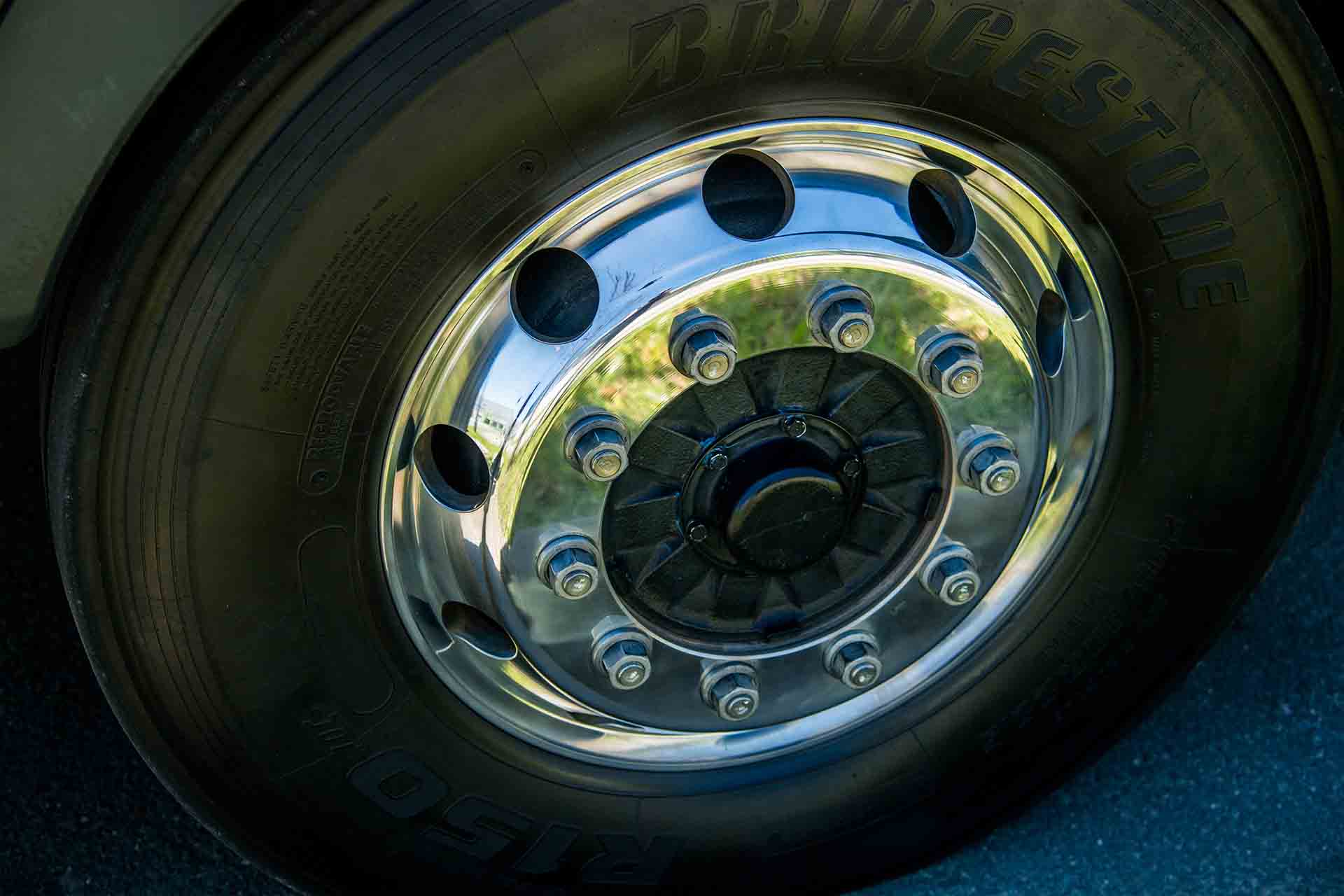 Services – Wheely Shiny